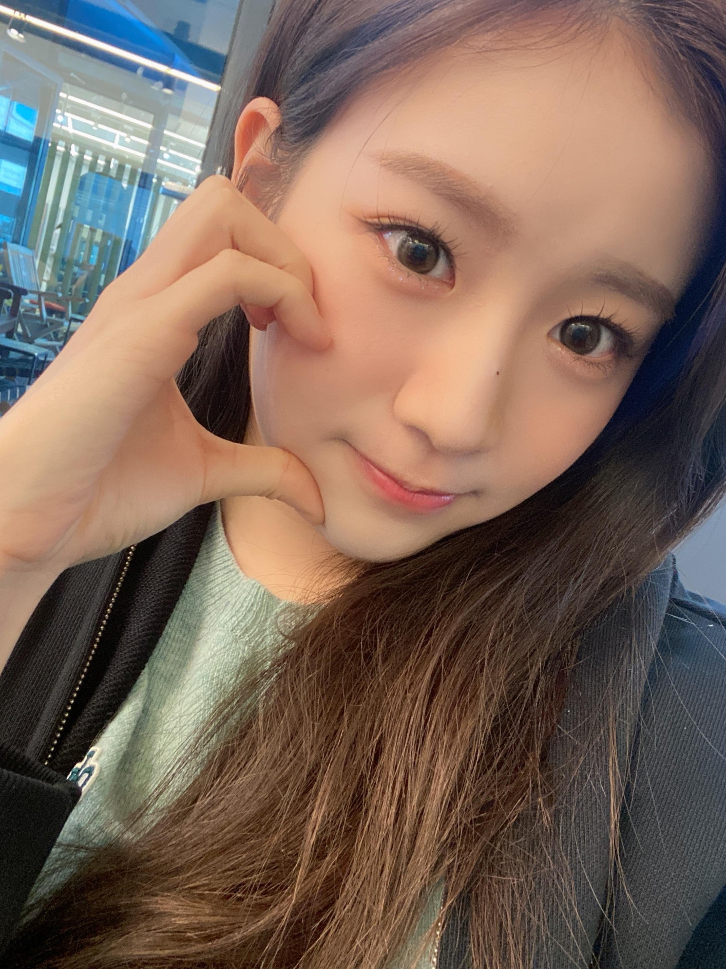 Wooah 커뮤니티 포스트 단거단거🍭🍡🍦🍫🧁 와우~💜 컨셉포토랑 트레일러 잘 봤어요🥰 와우 마음의 준비 잘하구 있죠 기대