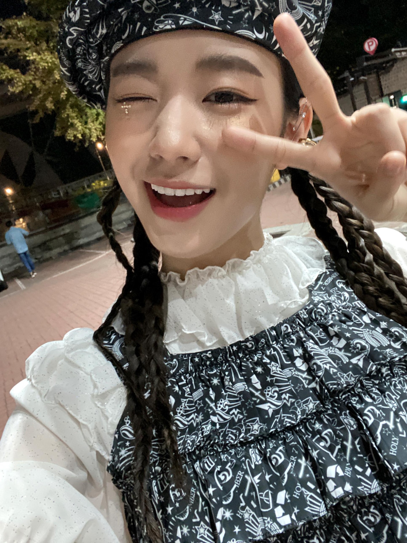 WOOAH Community Post - 😉 ️ - WOOYEON
