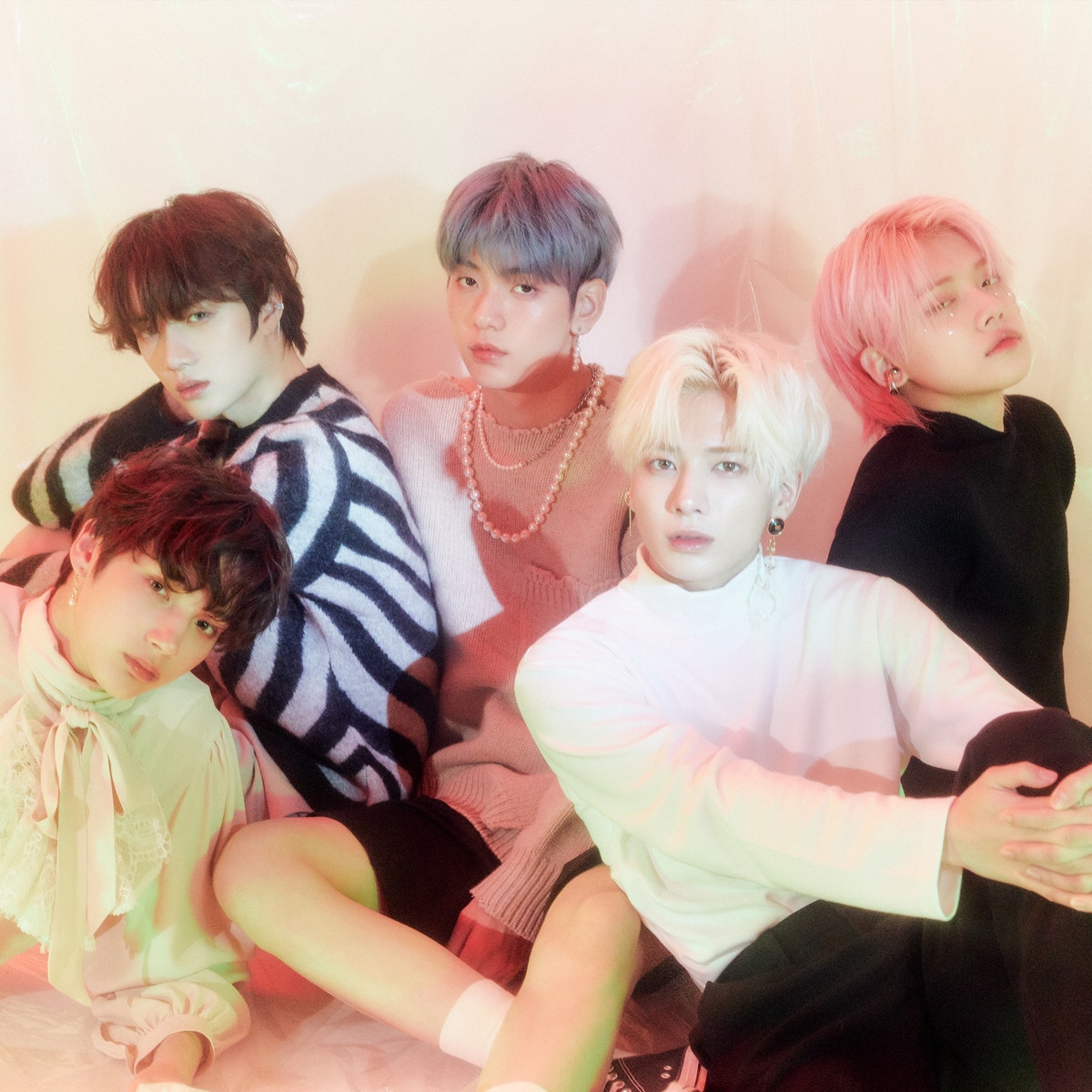 Weverse TOMORROW X TOGETHER Image - [Magazine] TXT interview Another Cuts