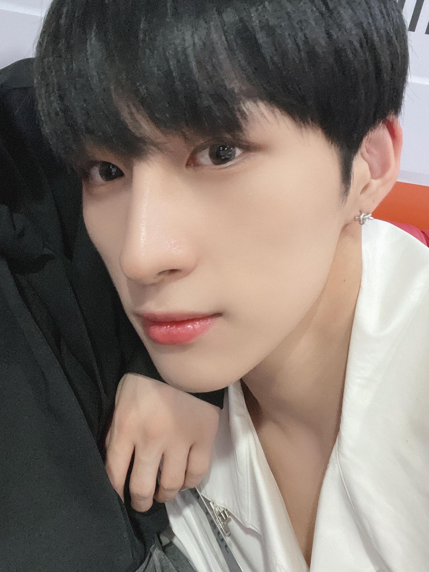 JUST B Community Posts - 🖤with JM - LIM JIMIN