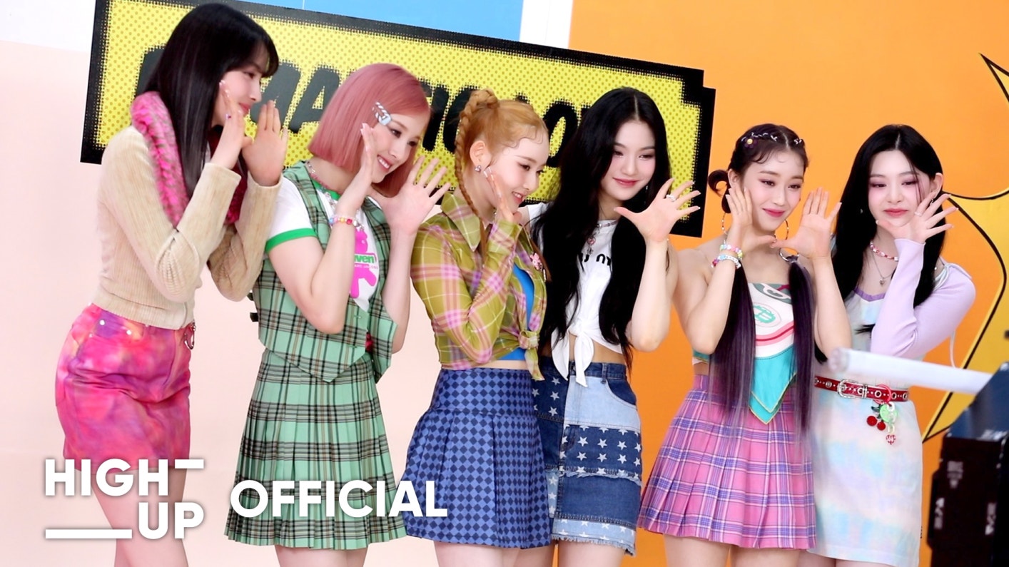 WeverseSTAYC Media - [STAY:SEE👀] #12 울 말랑 깐 계란이 언제 이렇게 훈숙이...🥚 | ASAP MV 비하인드 EP.1