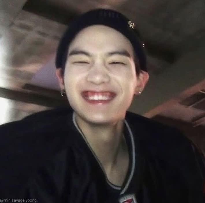 BTS Community Post - 미리 윤기시~ 입동굴 좋아^^