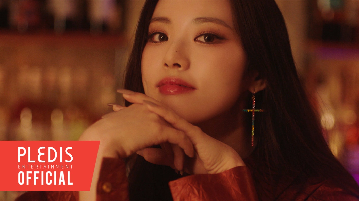 Weversefromis_9 Media - fromis_9 (프로미스나인) [Midnight Guest] 'After Midnight' Concept Film #박지원 ...