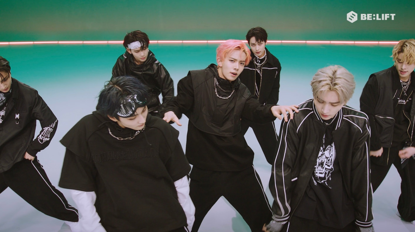 Weverse ENHYPEN Media - ENHYPEN (엔하이픈) 'Blessed-Cursed' Dance ...