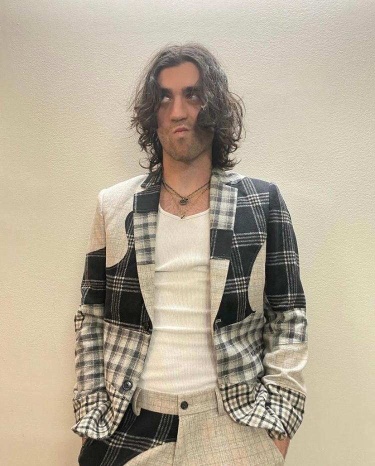 Alexander 23 Community Posts - hi ily - Alexander 23