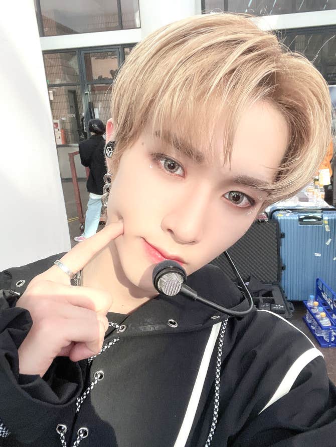 MIRAE Community Posts - 천사 등장 - KHAEL