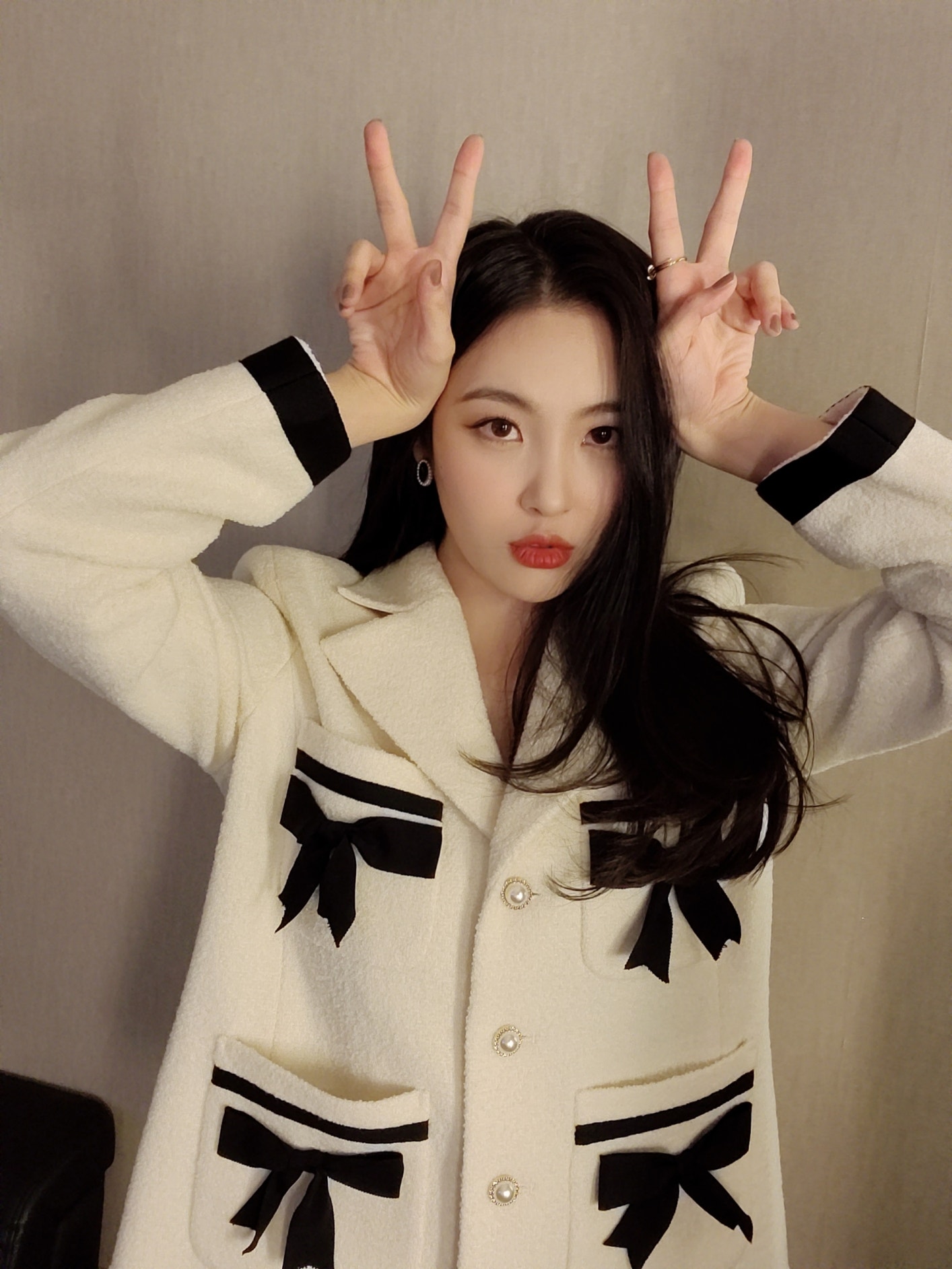 SUNMI 커뮤니티 포스트 - 😚😚😚😚🤟 #Miyane - 선미