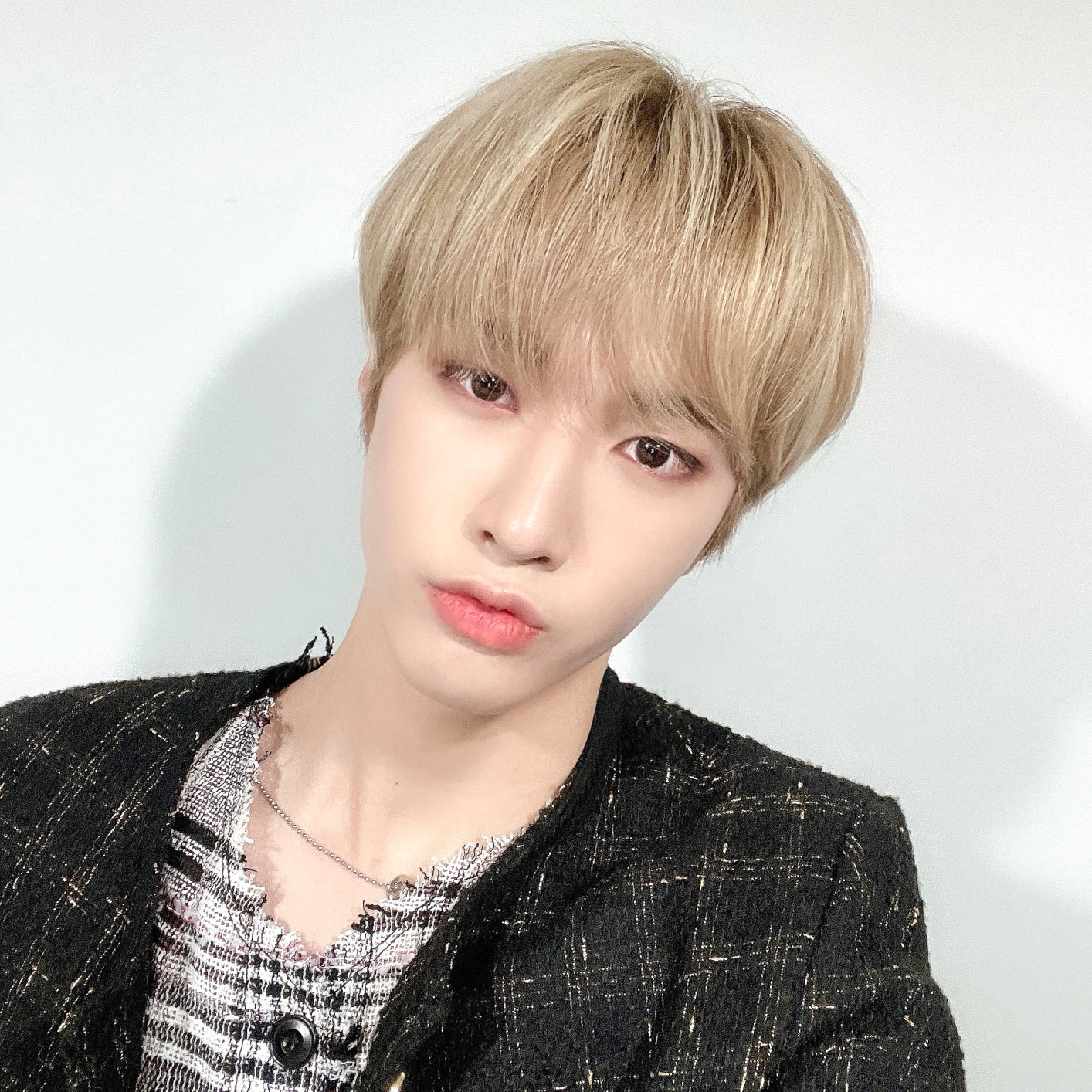 MIRAE Community Posts - 보고싶었어 - KHAEL