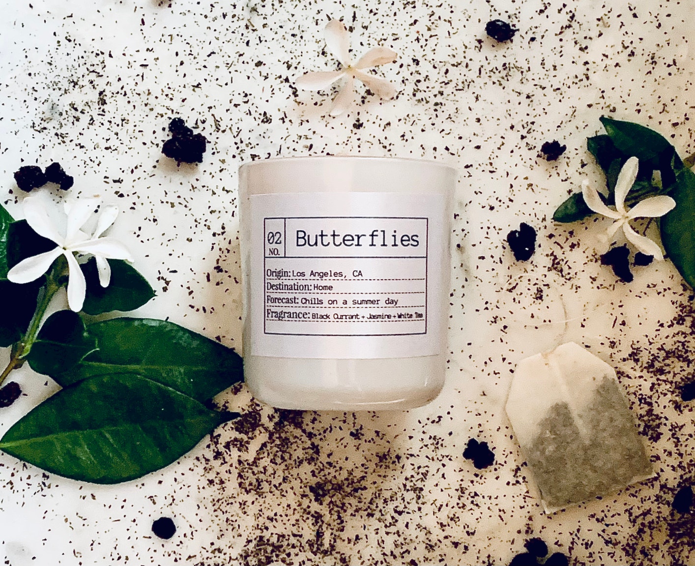 Post de la Comunidad MAX - Limited Butterflies Merch Drop 🦋 First 200 ...