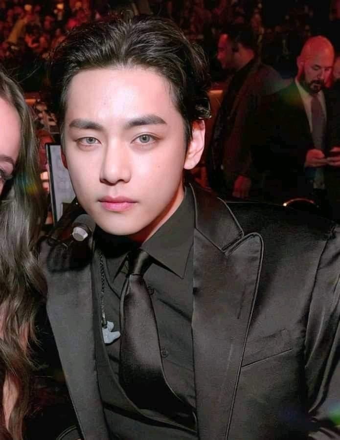 BTS Community Post - 🔺!!!!ATTENTION ARMY'S!!!!🔺 (copied ofc) We got two main problems within our ...