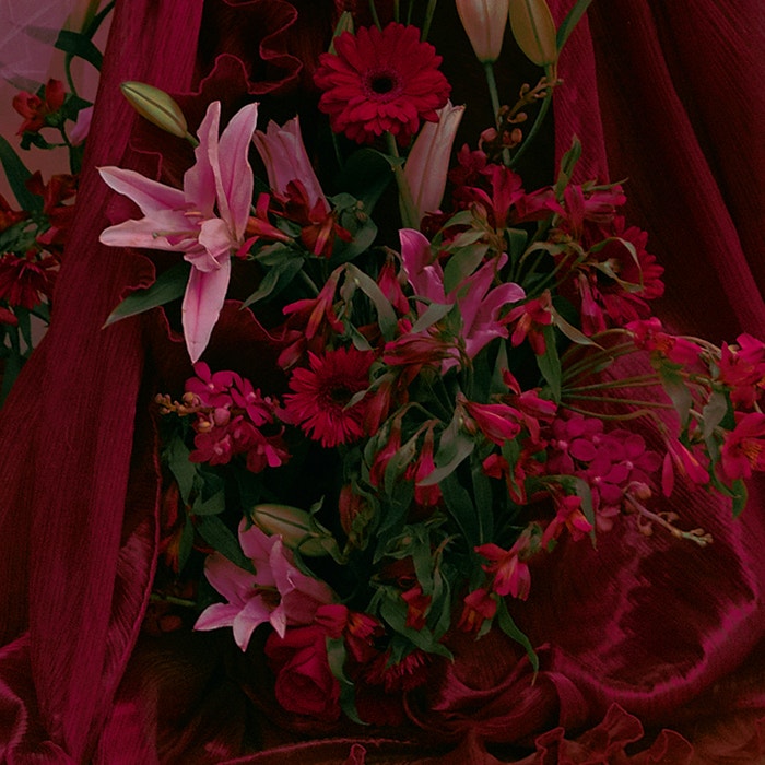 SUNMI Community Post - 진짜 꽃같네?!! 🌹🌺🌻 #spoiler #미야네들아_이거스포맞아 #Miyane - 선미