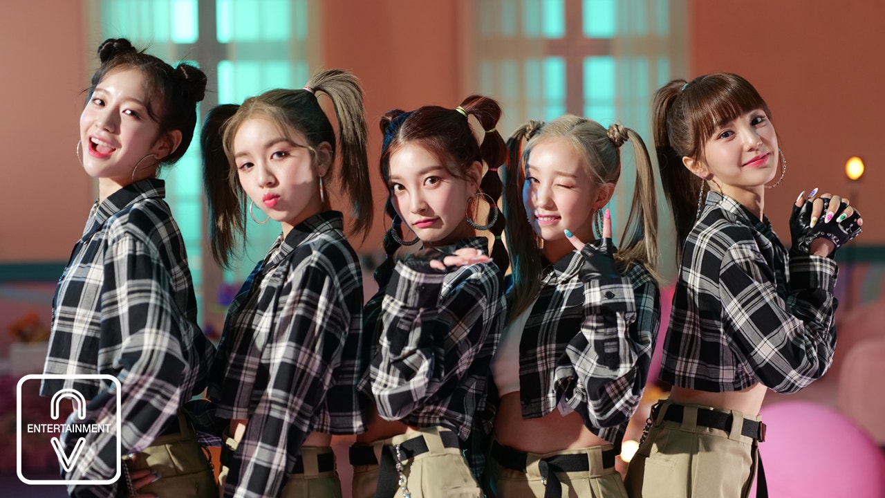 woo!ah! (우아!) – 단거(Danger) M/V Behind