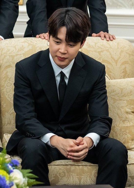 Bts Community Posts 지민이면 충분하다 지민은 더 이상 아무것도 증명할 필요가 없다 지민이는 내 자랑이다