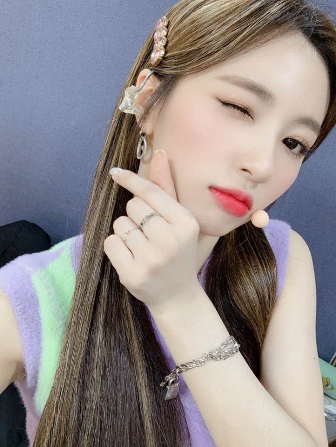 Cherry Bullet 커뮤니티 포스트 룰렛 오늘 룰렛 덕분에 든든하게 간식까지 챙겨먹고 너무 감동이고 고마워요ㅜㅜ 드디어