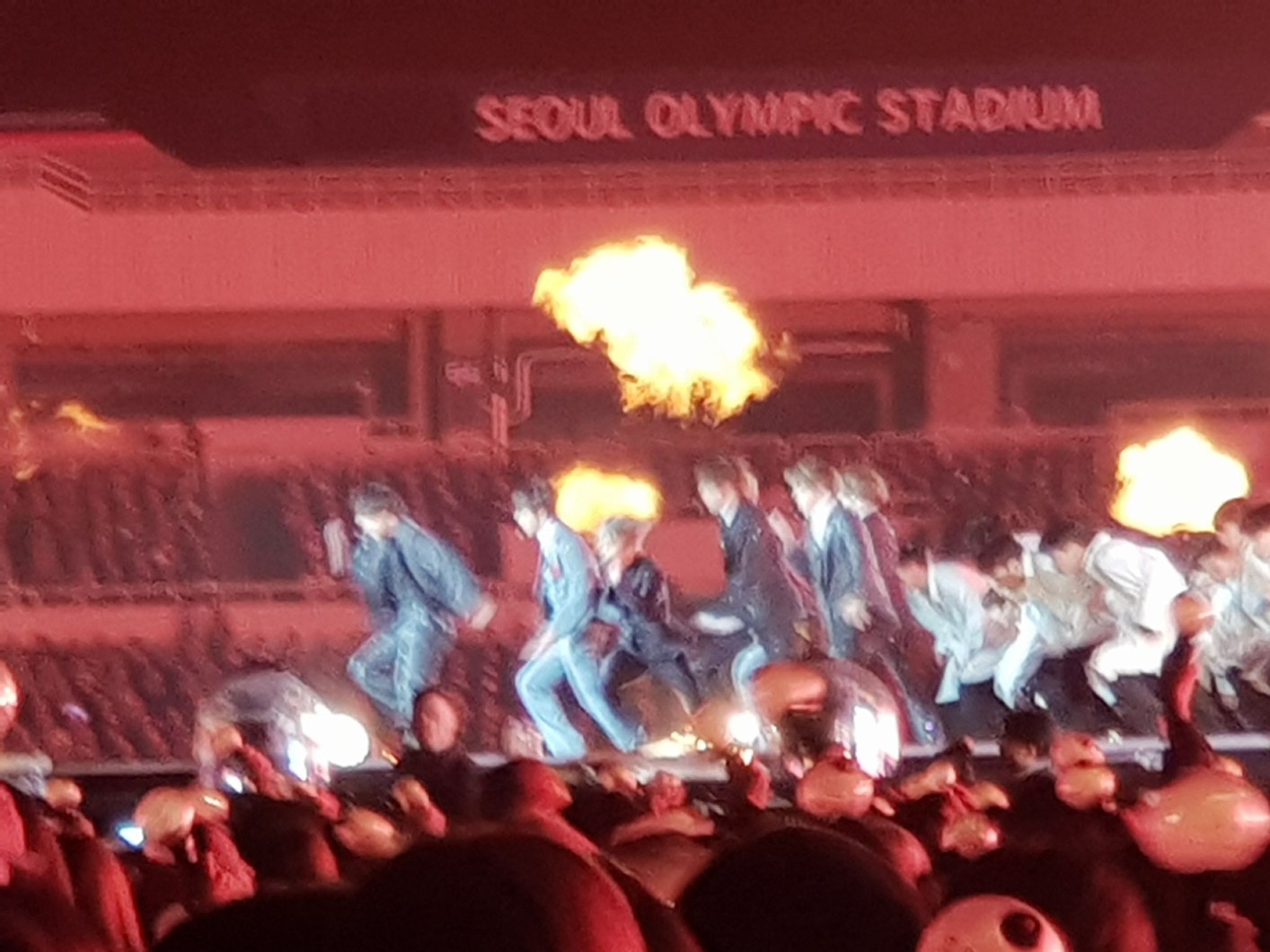 Bts Community Post 태형이 오빠 잠 못 들고 있는 거 같은데 기분 좋게 잠들게 해드릴까요 지금 이 글을 보고