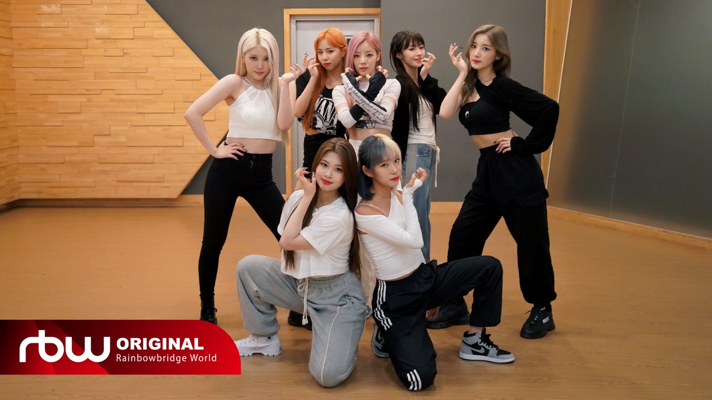 Weverse Purple Kiss Media 퍼플키스purple Kiss Zombie Dance Practice