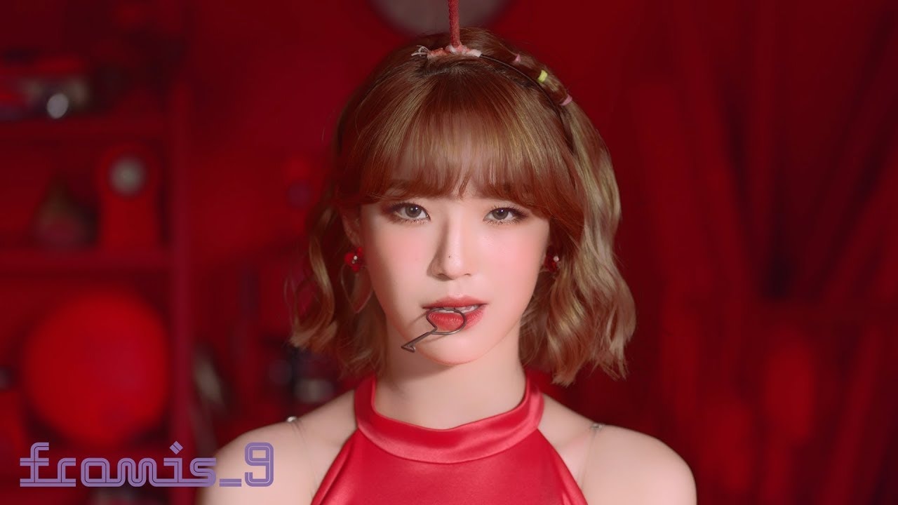 프로미스나인 (fromis_9) 'LOVE BOMB' M/V