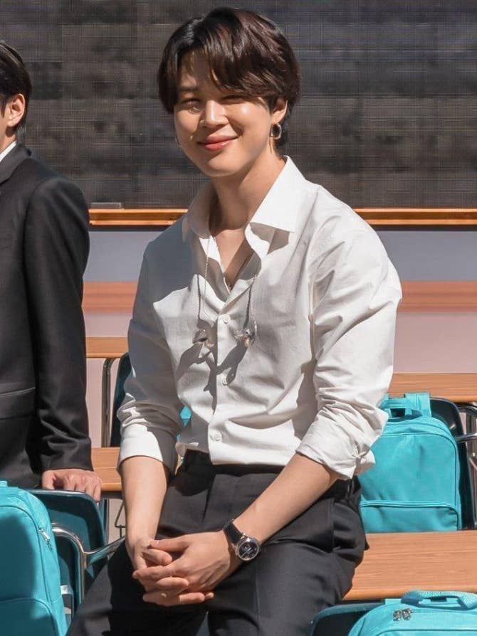 Bts Community Posts 사랑하는 지민이 우리 지민이 생일축하해 💜 앞날에 행복하고 건강하며 성공적인