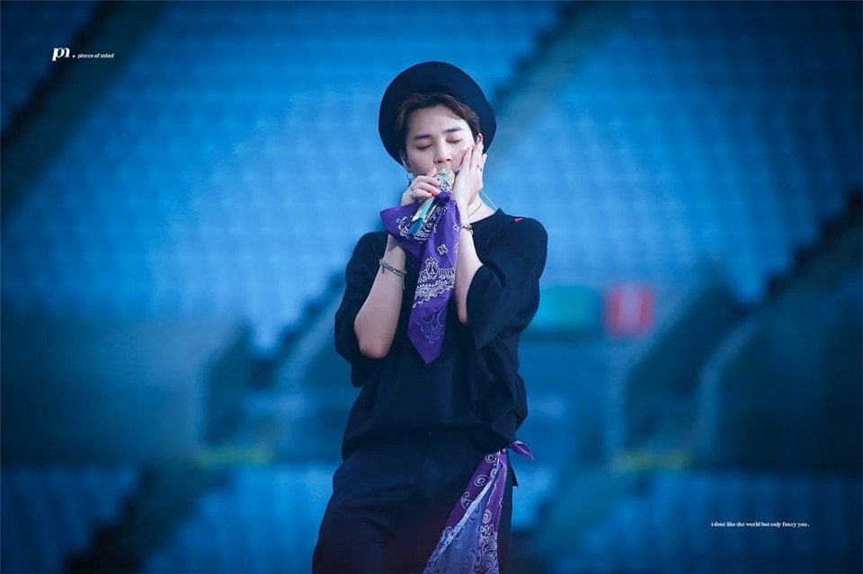 BTS Community Post - 일본오사카 콘서트 지민이 ~~ ️ ️