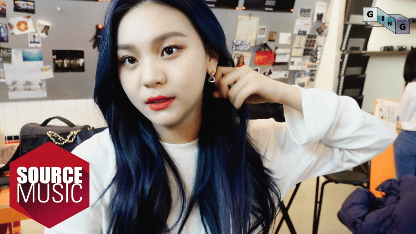 Weverse GFRIEND Media - [G-ING] Ms. Um's Special Hairdo - GFRIEND (여자친구)
