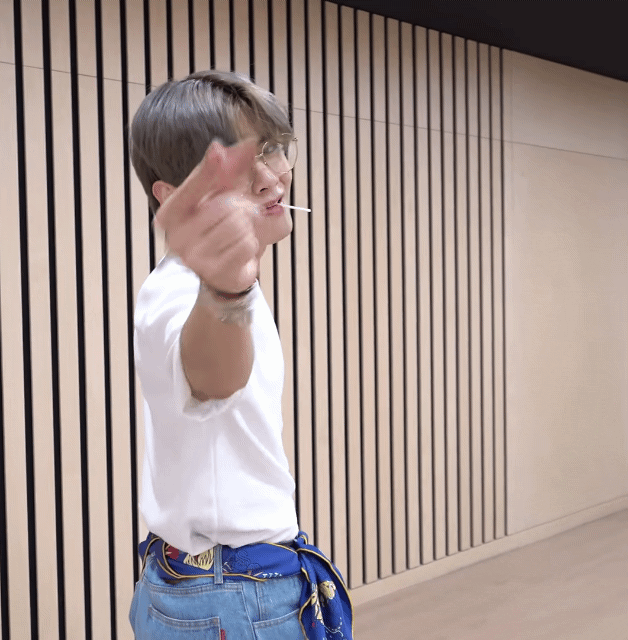 Bts Community Post 🇺🇸🐥⩛🐥jimin🧡time🐥⩛🐥🇺🇸 지민아 부상이 없는 것 같이💜 이쪽은 Am10 13