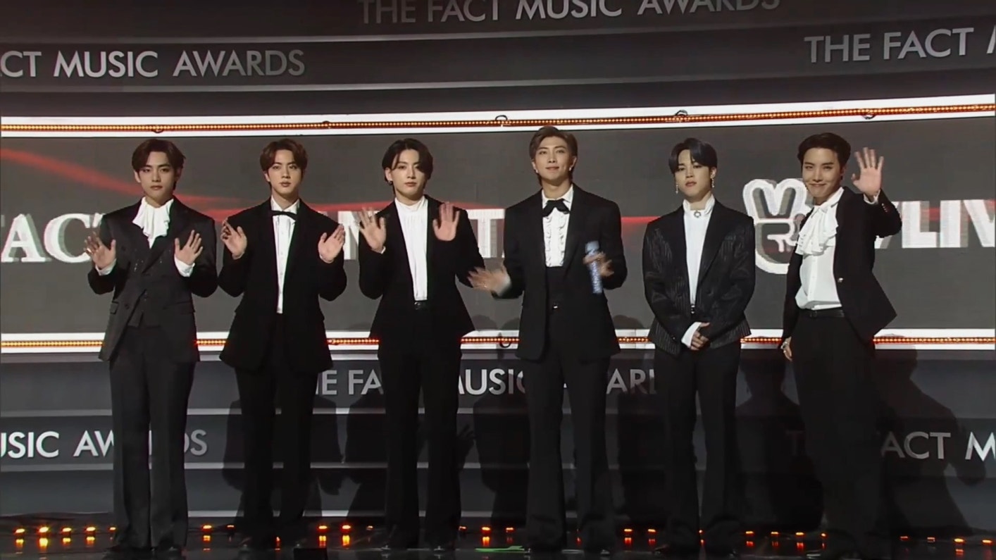 BTS Community Post - Congratulations BTS have won 4 awards at the 'The Fact Music Awards 😍😍😍😍🥳🎉👏 ...