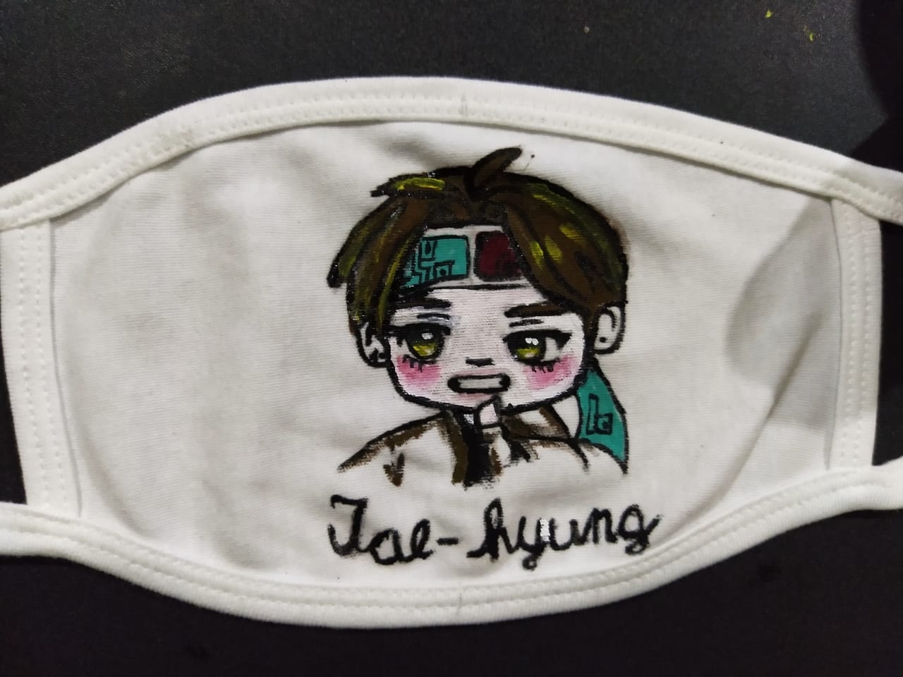 BTS Community Post - Hand painted V mask 😷