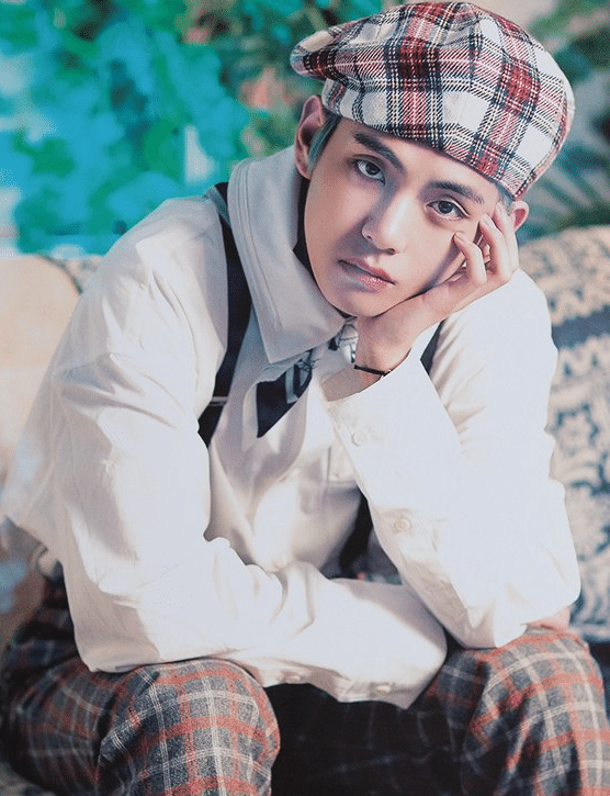 BTS Community Post - tae outfit in jimmy fallon show reminds me of 5th ...