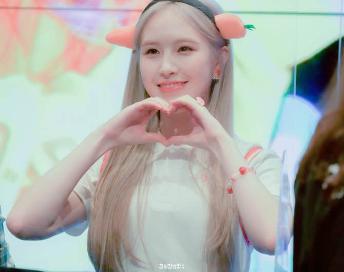 Weeekly Community Post μ¬ν¬μΌπ μ€λ μ¨λκ° μ΅κ³ 30λκΉμ§ μ¬λΌκ°λ€λλΌκ΅¬π² μμΉ¨λΆν° νλΉμ΄ μ~μ²