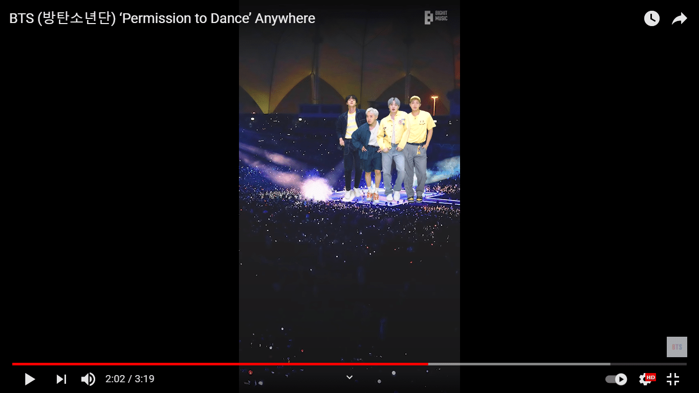 BTS Community Post - BTS giants, ARMY like ants.😂🤣🤣