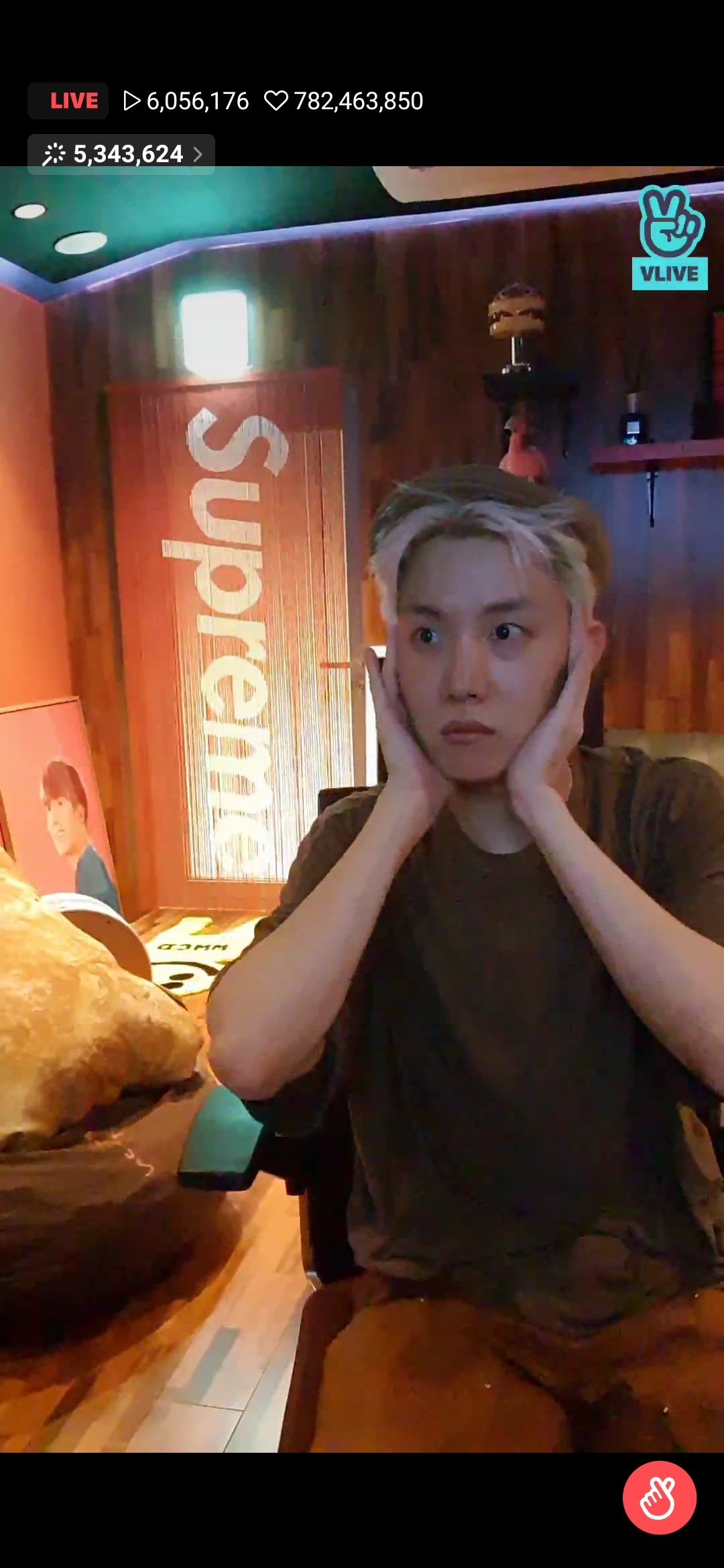 BTS Community Post - CUTE! 😭 *sorry for quality🙃