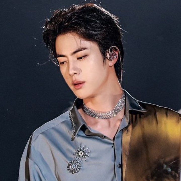 BTS Community Post - can we talk about how forehead jin is making a ...