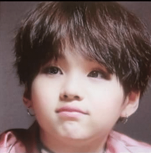 BTS Community Post - omoo so cute!!!!!!!!!!! 💜💜💜💫😍😍😍😍😍😍