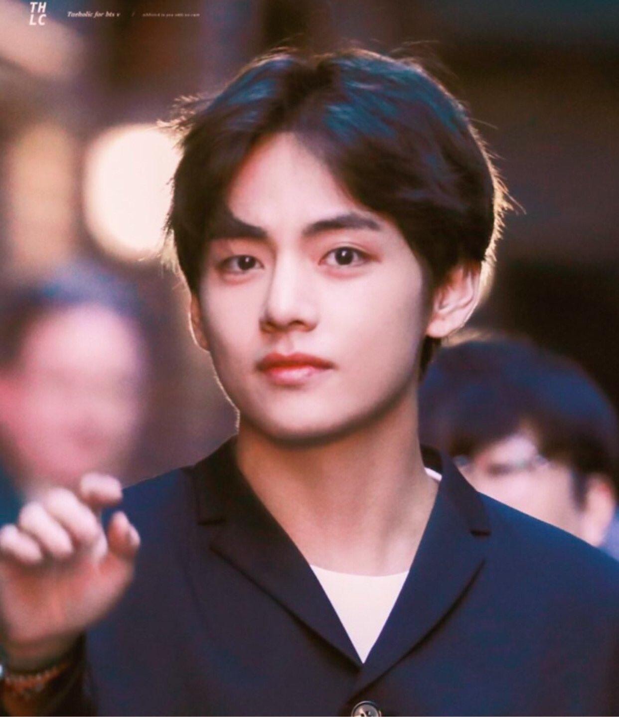 BTS Community Post - HE LOOK SO LOVELY AND HANDSOME MY GAWSH 😩😍 #hbktaetae