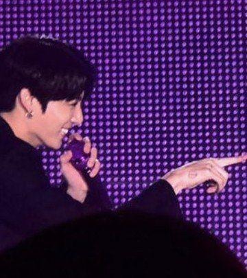 BTS Community Post - Jikook matching pfp 🛐🛐