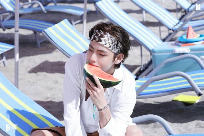 Bts 커뮤니티 포스트 오늘도 우리 태태 행복해요