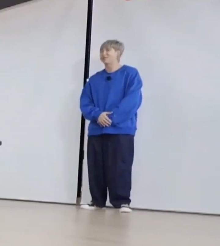 BTS 커뮤니티 포스트 - smol bear