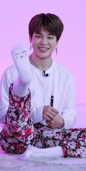 BTS 커뮤니티 포스트 - happiest birthday jiminii oppa ! 🎂💗💜 May God bless you ...