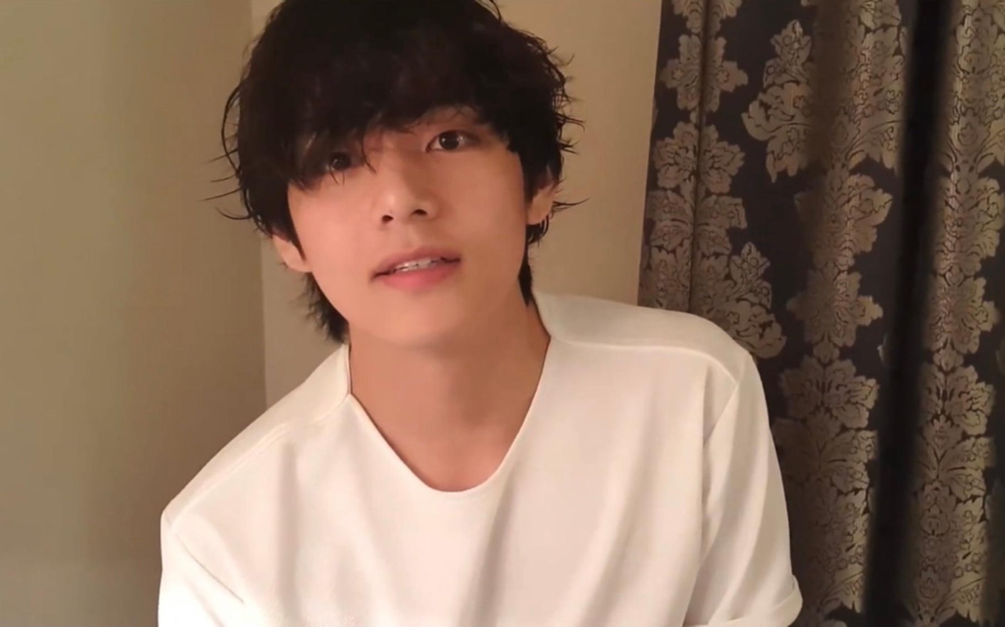 Bts Community Post 태형♡ 오늘도 수고하셨습니다😌💗 내일도 좋은 하루이며 있도록！ 꿈에서 만날 수 있으면