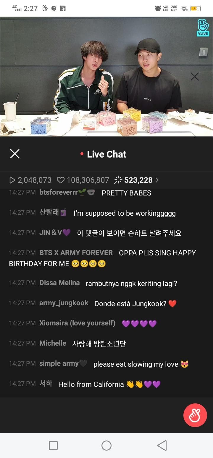 BTS Community Post - come fast on vlive they are Live