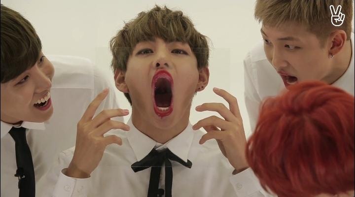 BTS Community Post - READ FULL👇💜 You all remember BTS 1st Run episode... When BTS Run started ...