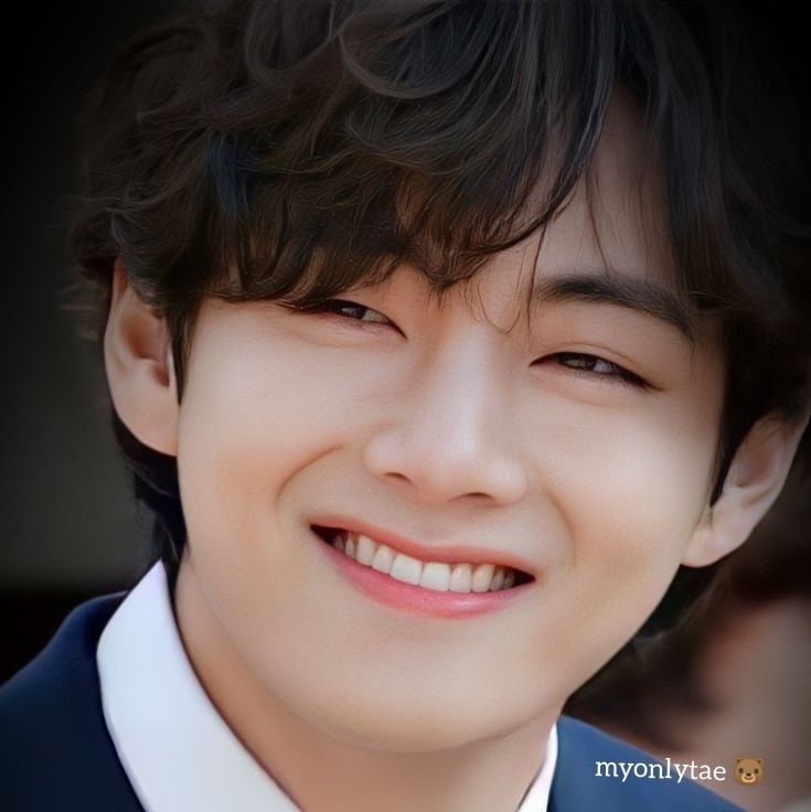 BTS Community Post - HIS SMILE IS SO BRIGHT AND BEAUTIFUL! 그의 미소는 너무 밝고 ...