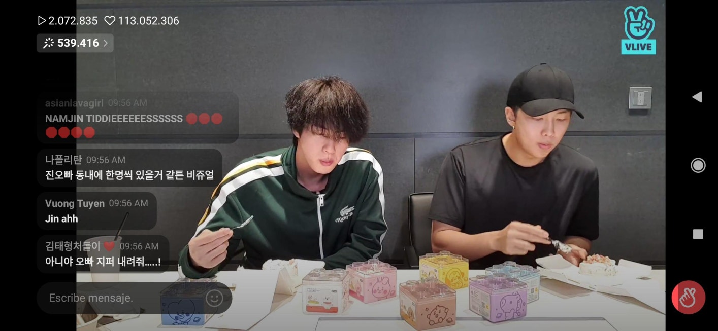 BTS Community Post - Another vlive with them 💜 담 신