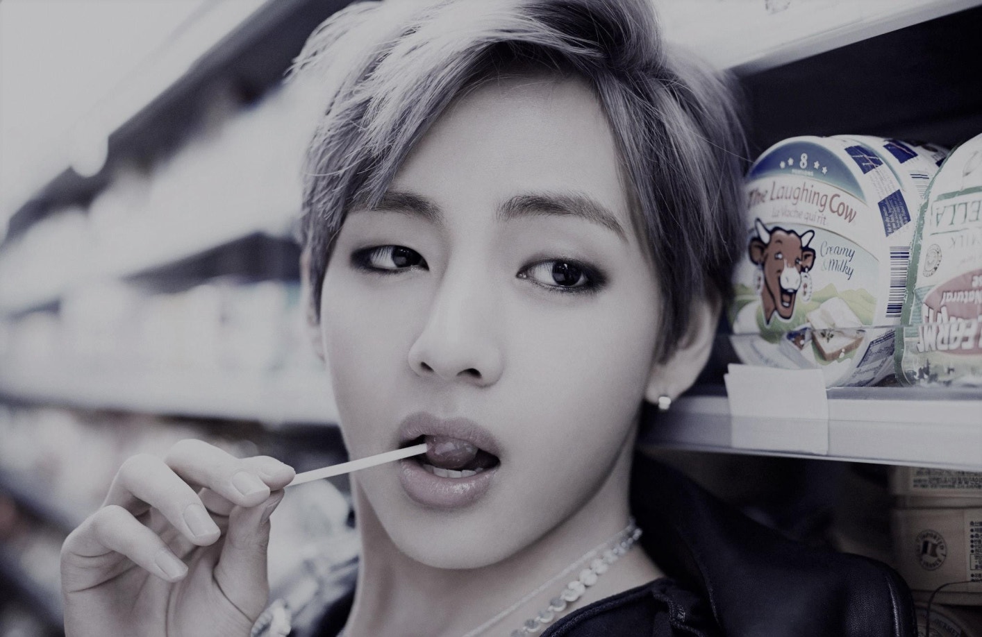 Bts Community Posts 🇺🇸💜ðŸ¯taetae💜timeðŸ¯ðŸ’œðŸ‡ºðŸ‡¸ 6 태형씨💜laë§Œë½í•˜ê³ 있습니까 ì´ìª½ì€ Pm0