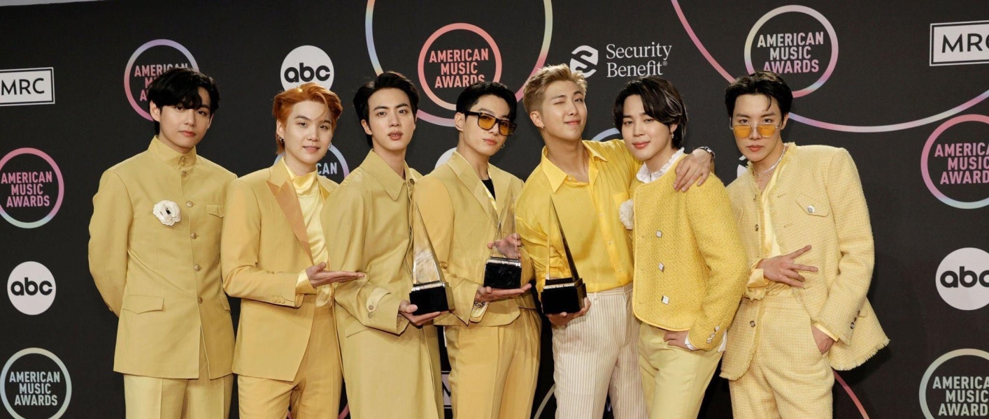 BTS Community Posts - Cada día más orgullosa de Bangtan, sus logros han sido tan increíbles ...