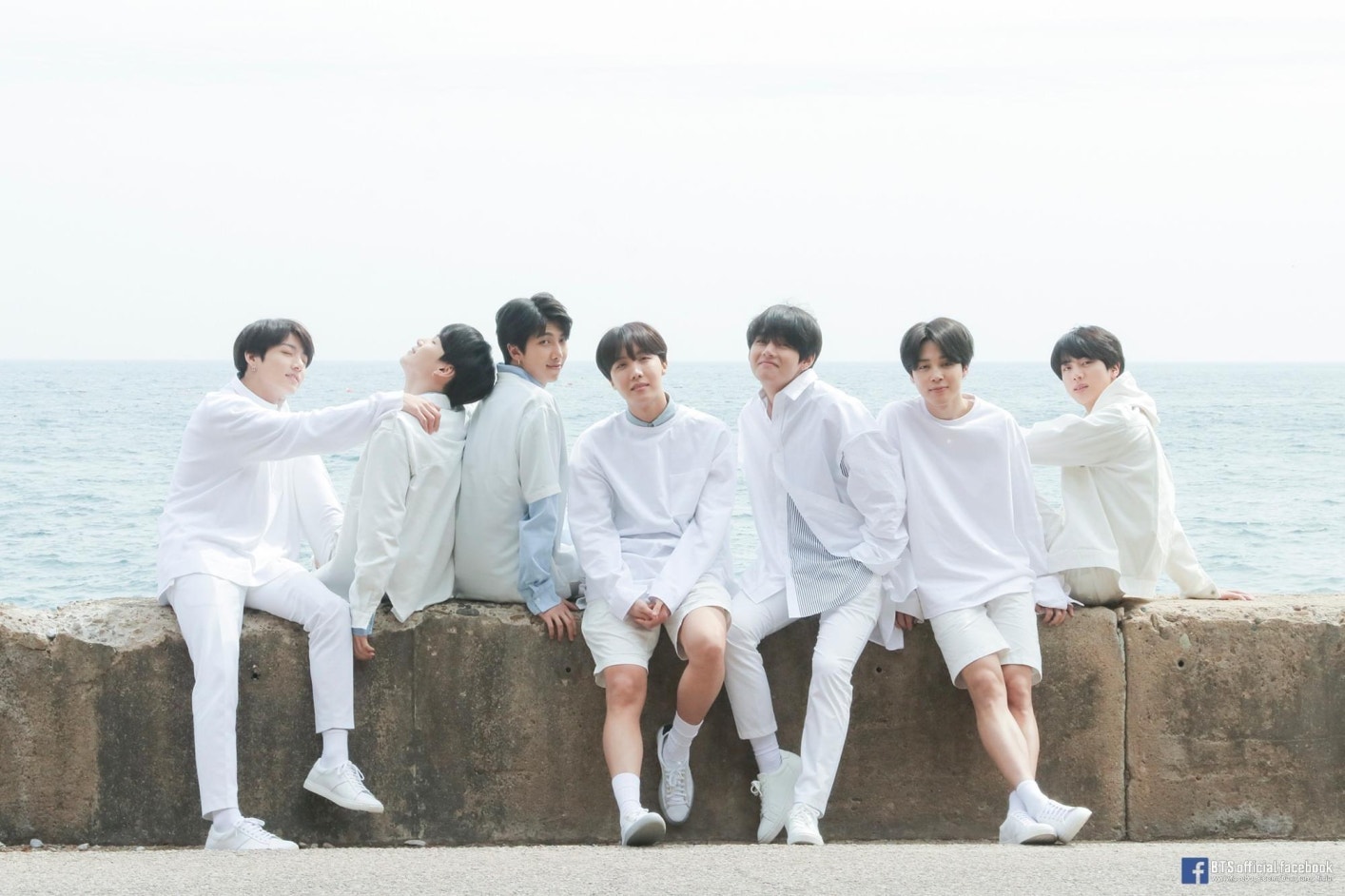 BTS Community Post - [ my favorite photo.160 ] 📸BTS official facebook ...
