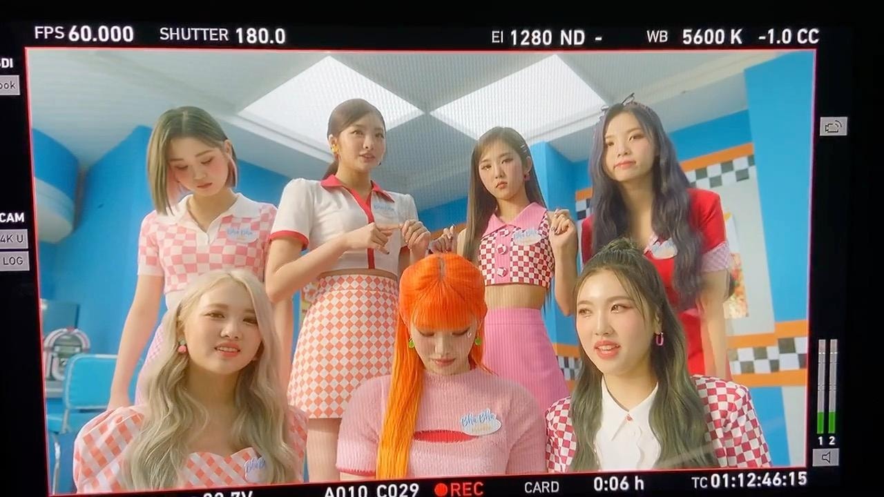 TRI.BE Publicaciónes Comunitarios - 이건 500일 선물 ️ ️ - HyunBin