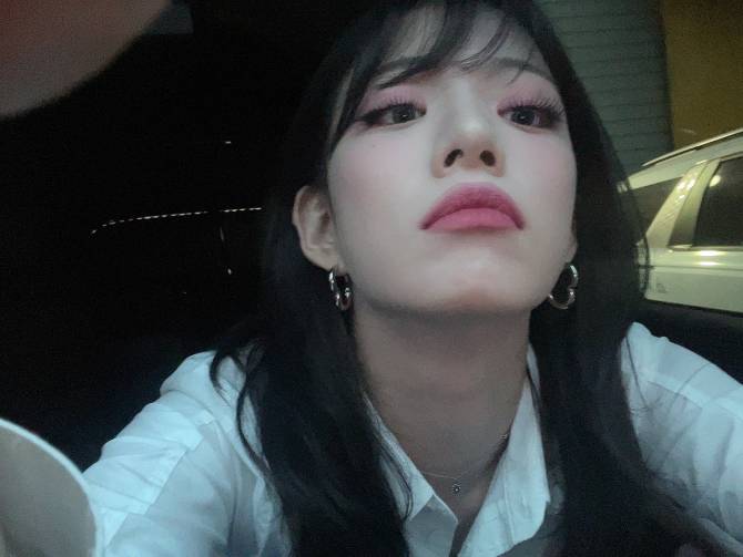 Fromis9 커뮤니티 포스트 플로버랑 함께라 더 즐거웠던 스디웨💜 이채영