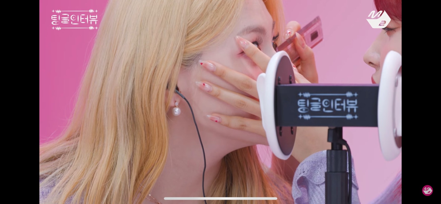 Post De La Comunidad Stayc 이왜진 윤세은 그녀는 도덕책 Yoon