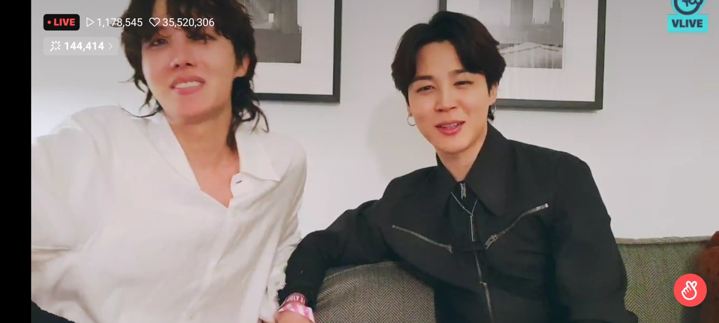 BTS Community Post - hobi and jimin on vlive 💜💜